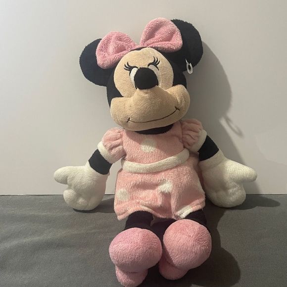 Disney | Toys | Disneyvintage Pink Disney Store Minnie Mouse Plush ...
